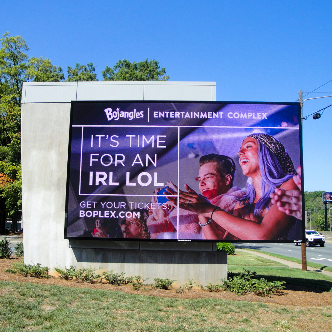 Daktronics :: Scoreboards, LED Video Displays, Message Signs, Billboards